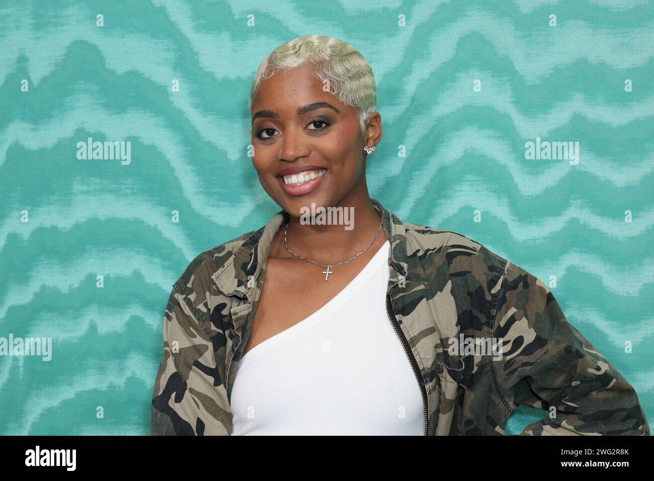 Los Angeles, USA. 01st Feb, 2024. Ona attends the 2024 Warner Music ...