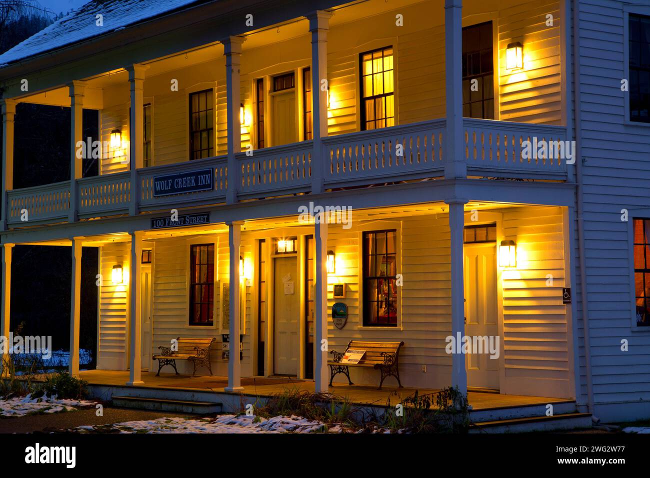 Wolf Creek Inn, Wolf Creek Inn State Park, Oregon Stock Photo - Alamy