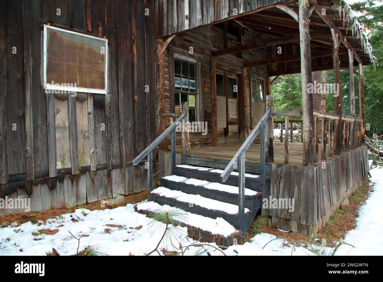 Rustic building, Golden State Park, Oregon Stock Photo - Alamy