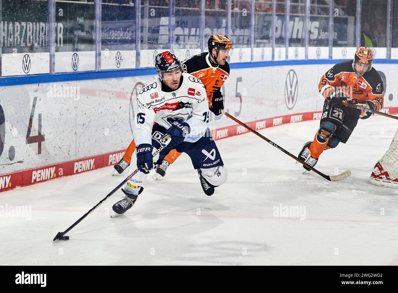 Wolfsburg, Deutschland. 02nd Feb, 2024. Brandon Kozun (ERC Ingolstadt ...