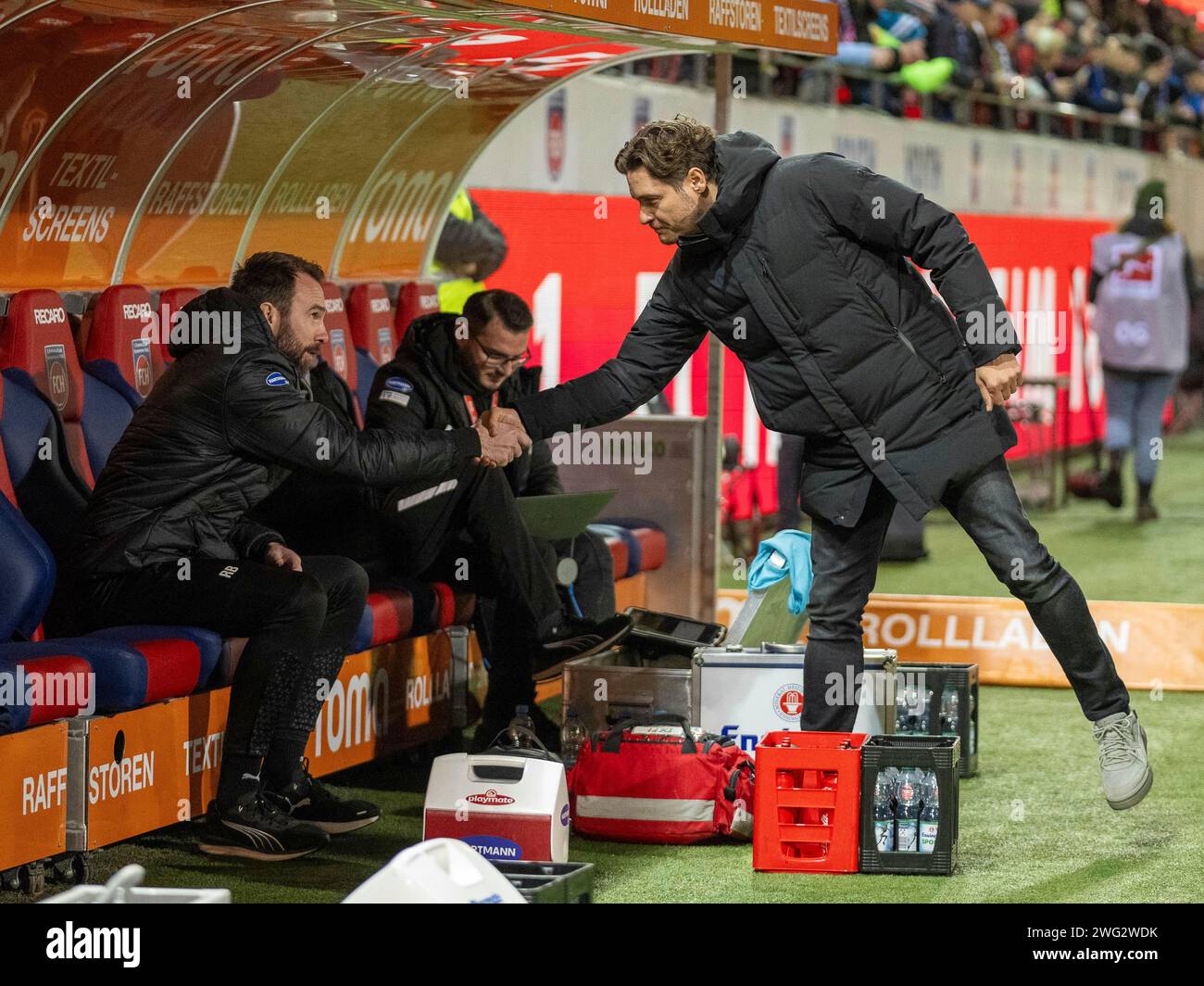 Roland Bosch (FC Heidenheim, Physiotherapeut) und Edin Terzic, Trainer ...
