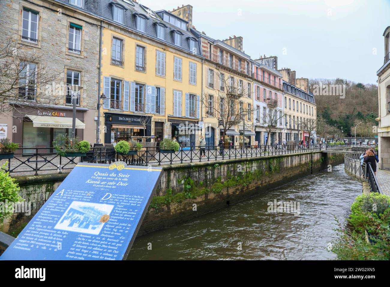 Wohn- und Geschäftshäuser am Quai du Steir und Quai du Port au Vin ...
