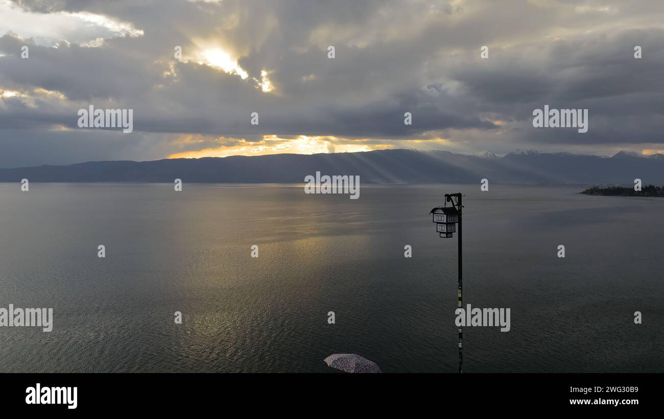 290 Crepuscular light rays -God Rays- casting over the west shore Lake ...