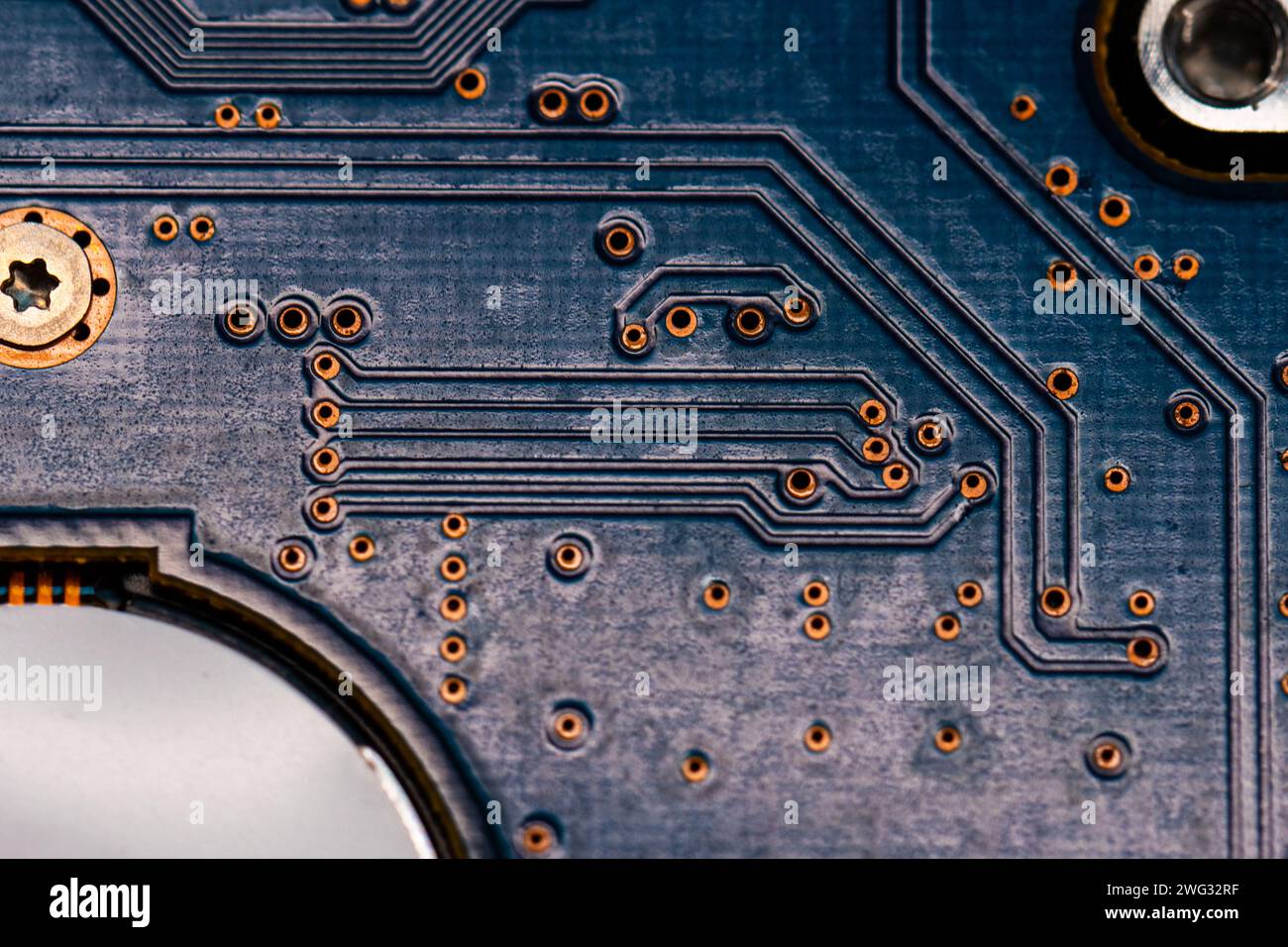 Hard disk controller circuit board hi-res stock photography and images ...
