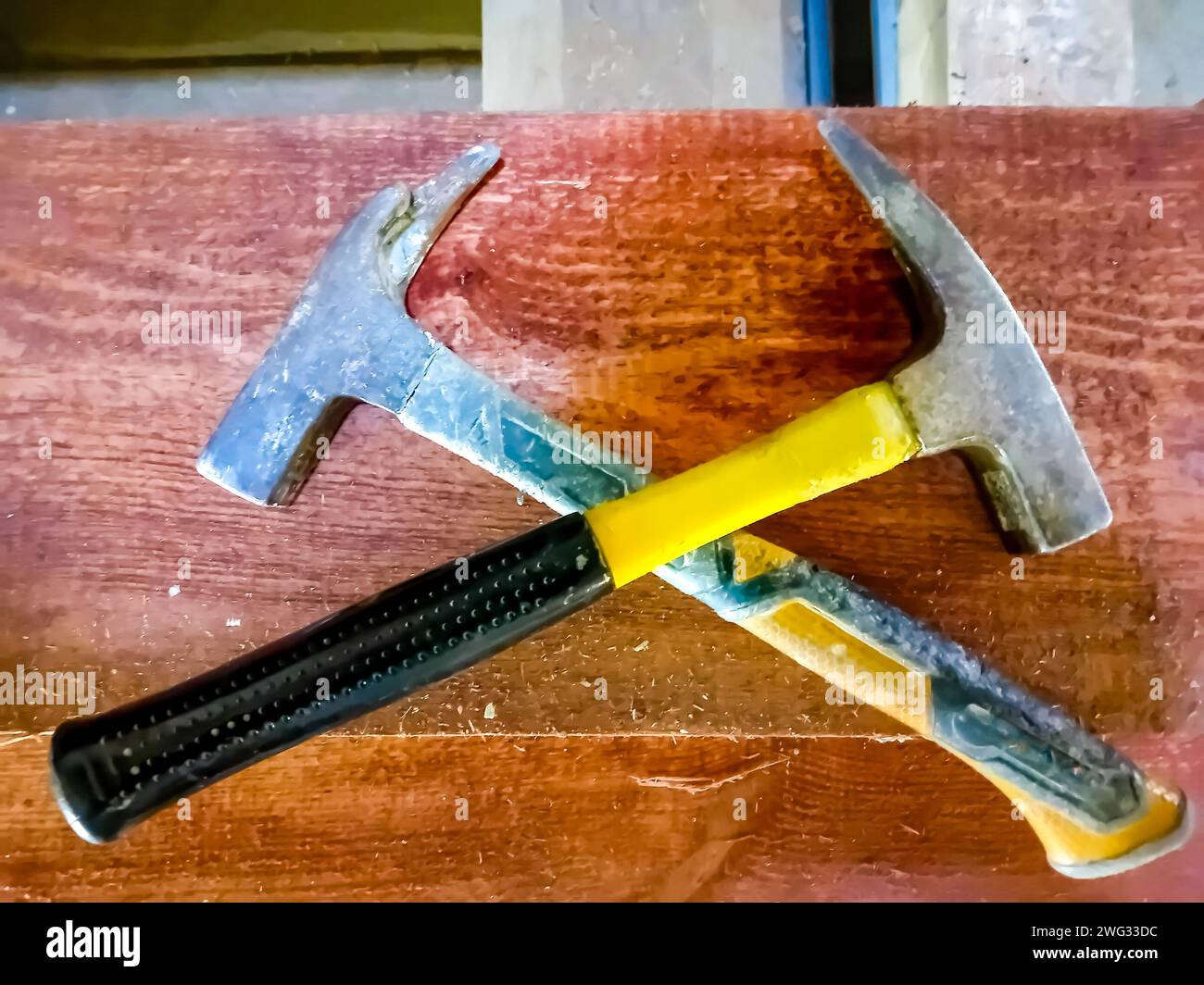 Hammering tool hi-res stock photography and images - Alamy
