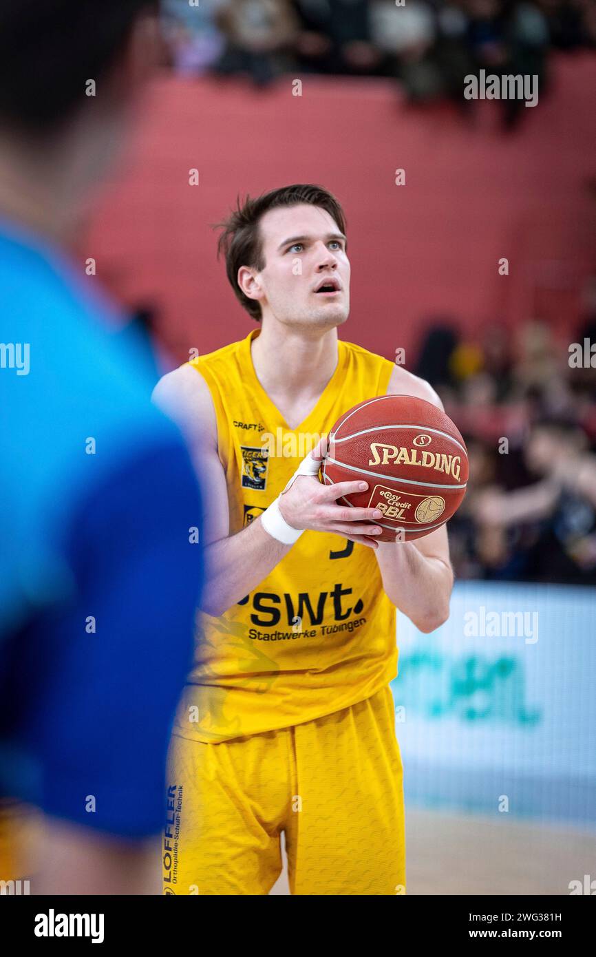 Jimmy Boeheim (Tigers Tuebingen, #03) Tigers Tuebingen vs. HAKRO ...