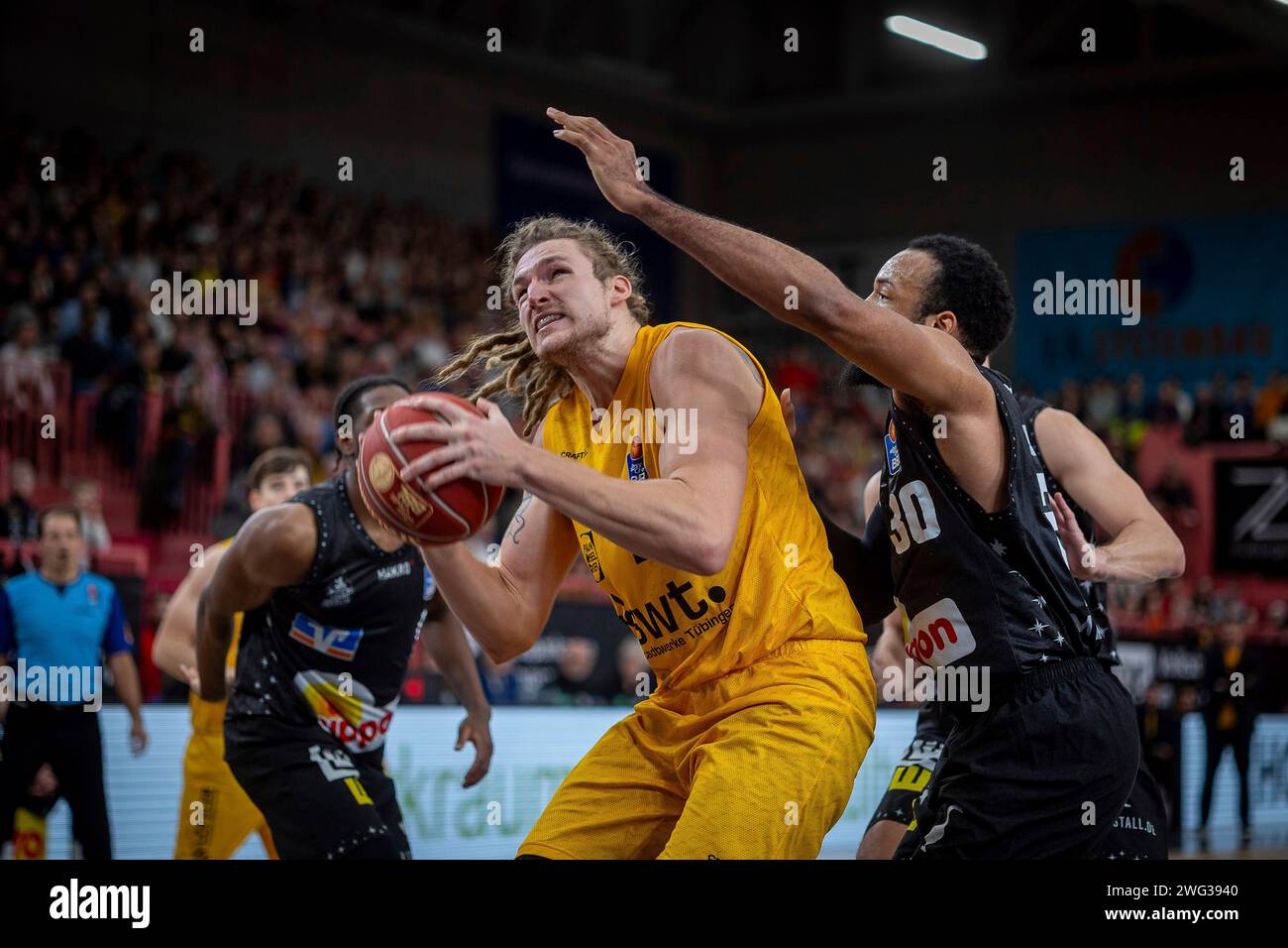 Evan Maxwell (Tigers Tuebingen, #27) Galin Smith (HAKRO Merlins ...