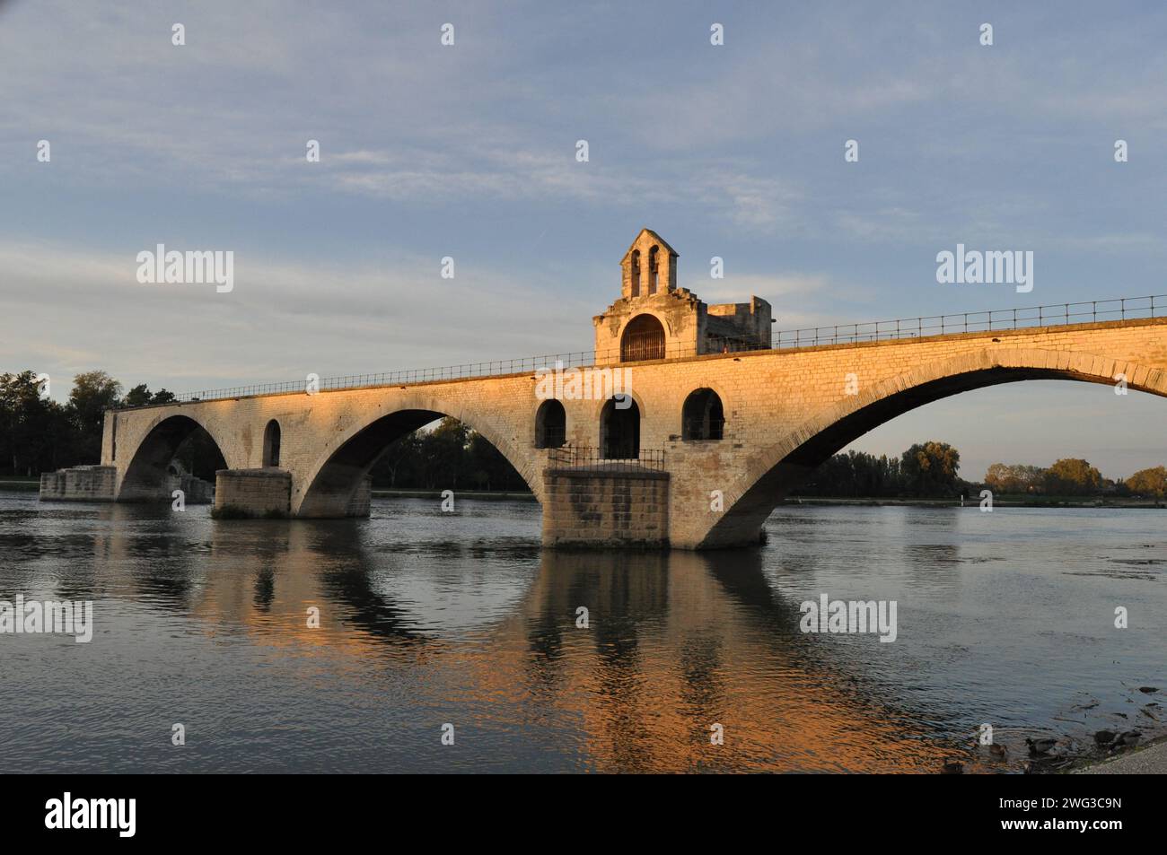 Pont d' Avignon Provence France Stock Photo - Alamy