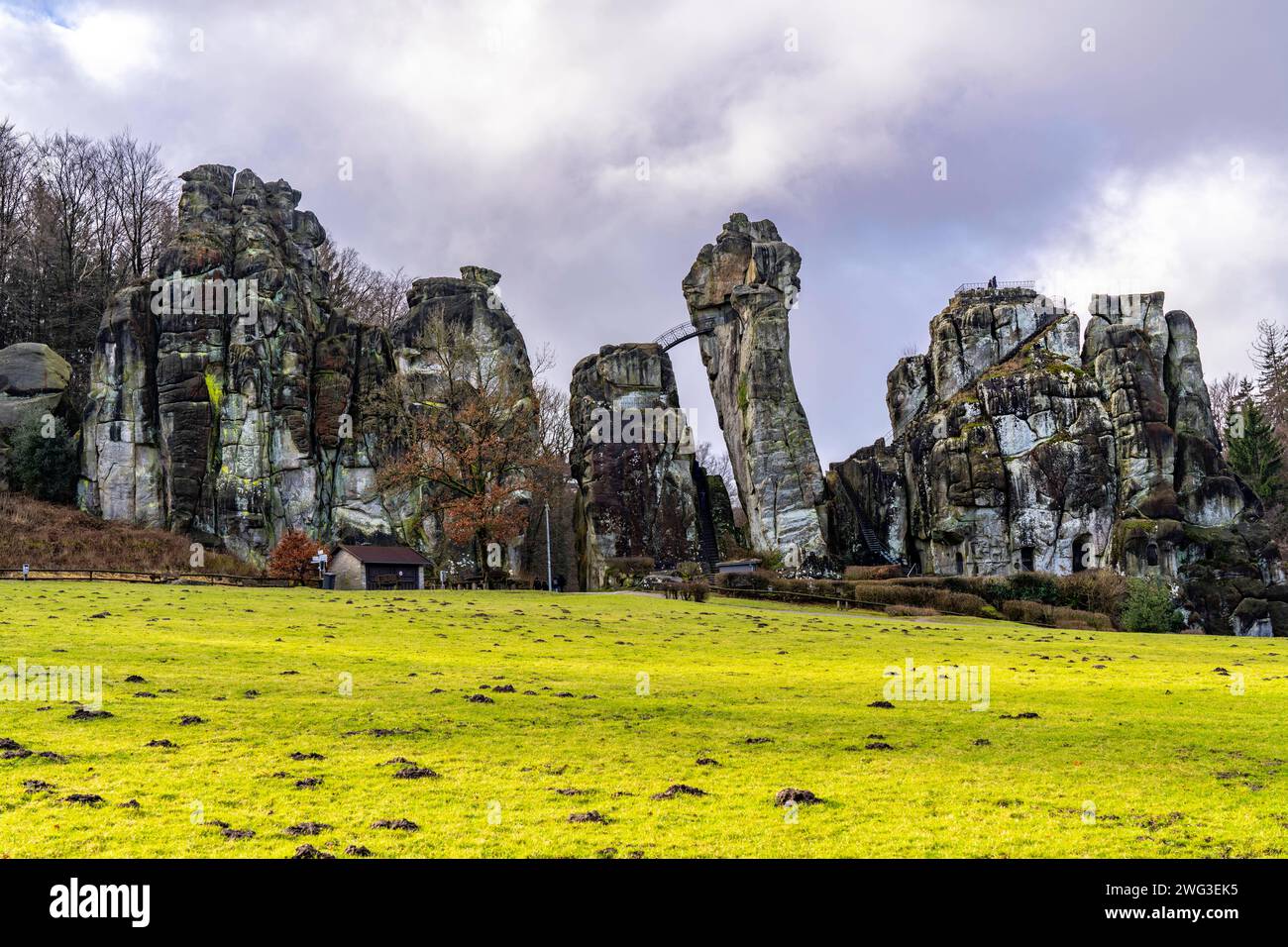 Die Externsteine, eine Sandstein Felsformtation, im Teutoburger Wald ...