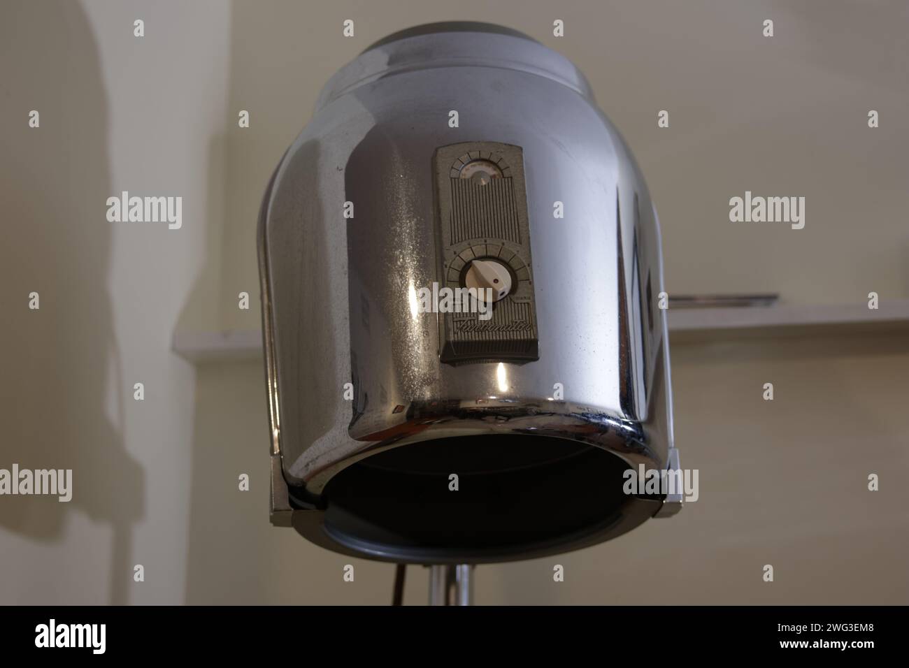 Old hairdryer hi-res stock photography and images - Alamy