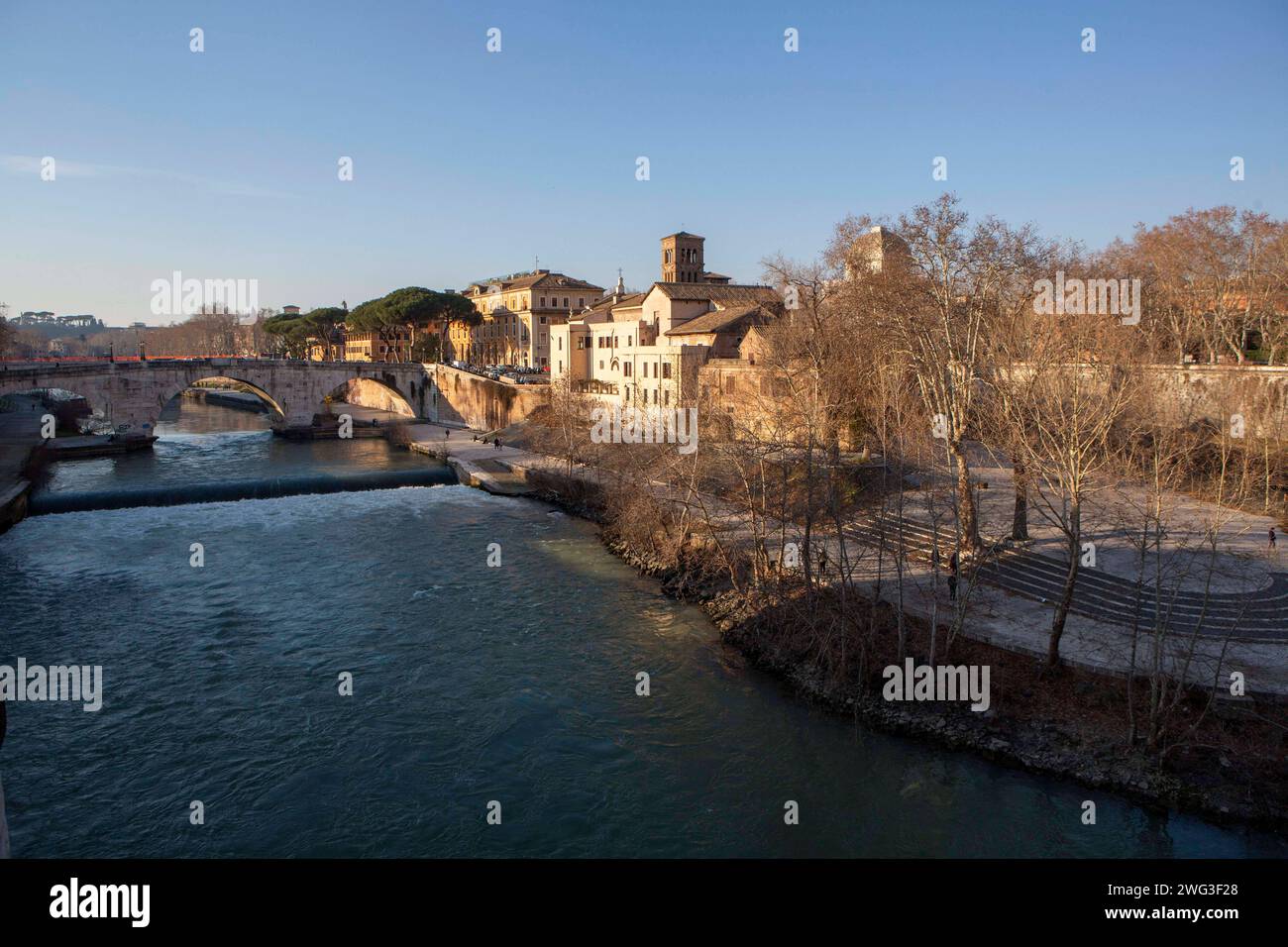 Basilika san bartolomeo hi-res stock photography and images - Alamy