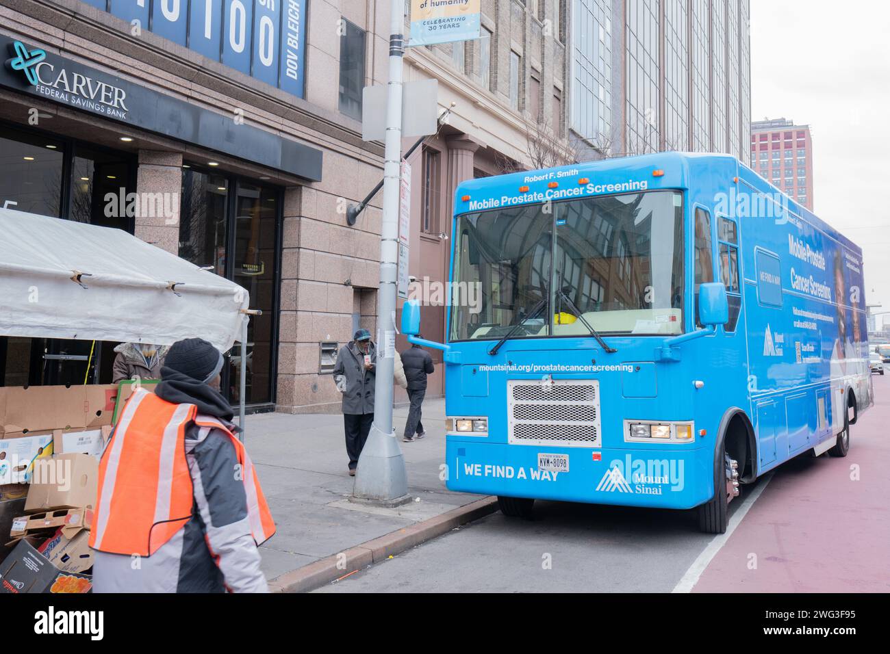 The testing bus arrives at Carver Bank for The Blue Jacket Show Zero ...
