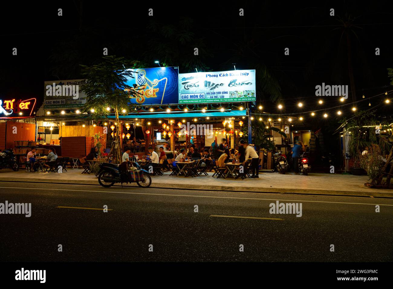 Night city in Phu Quoc Island Vietnam Stock Photo - Alamy