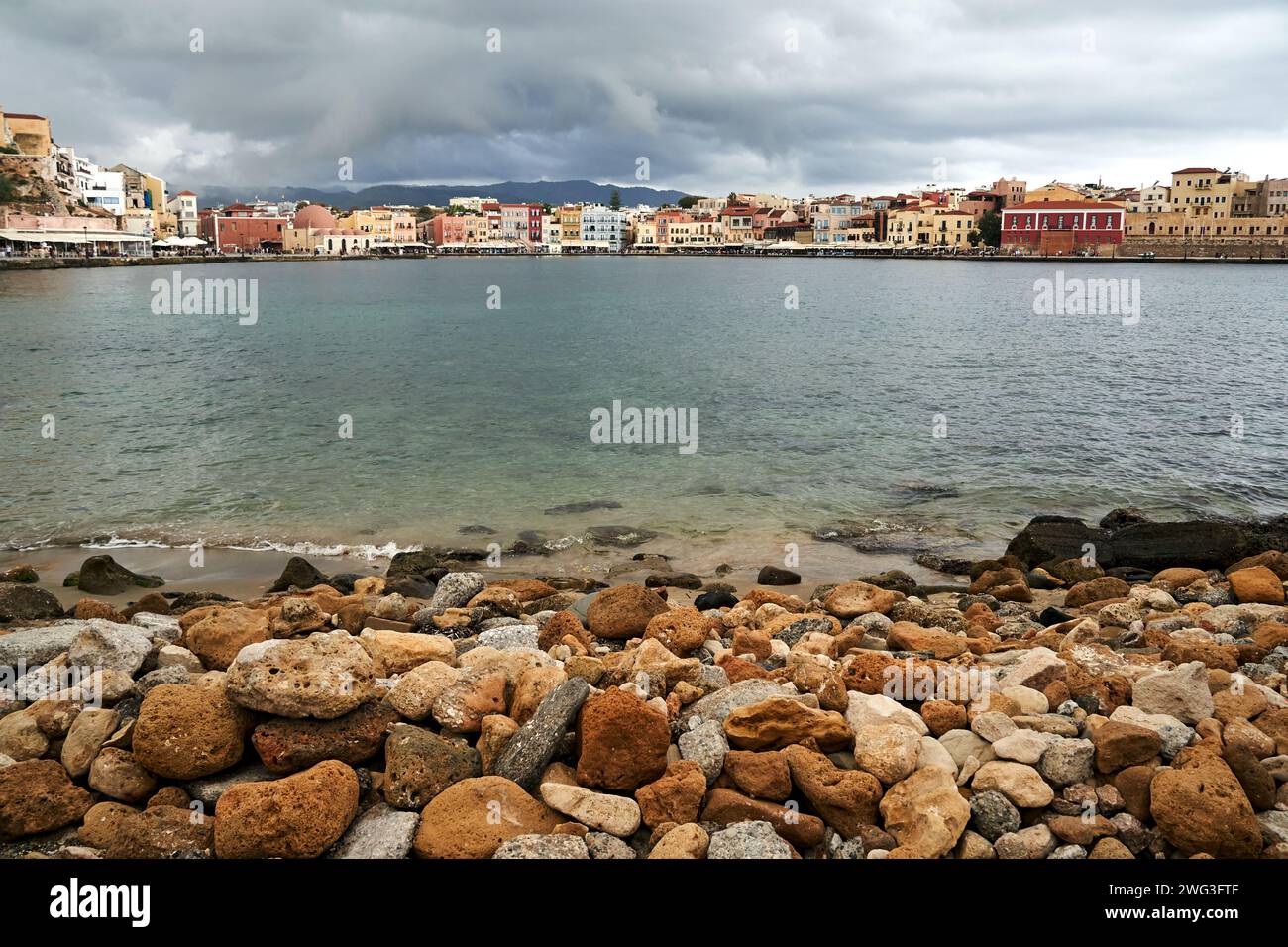 boulders, taverns, historic buildings and crowds of tourists in the ...
