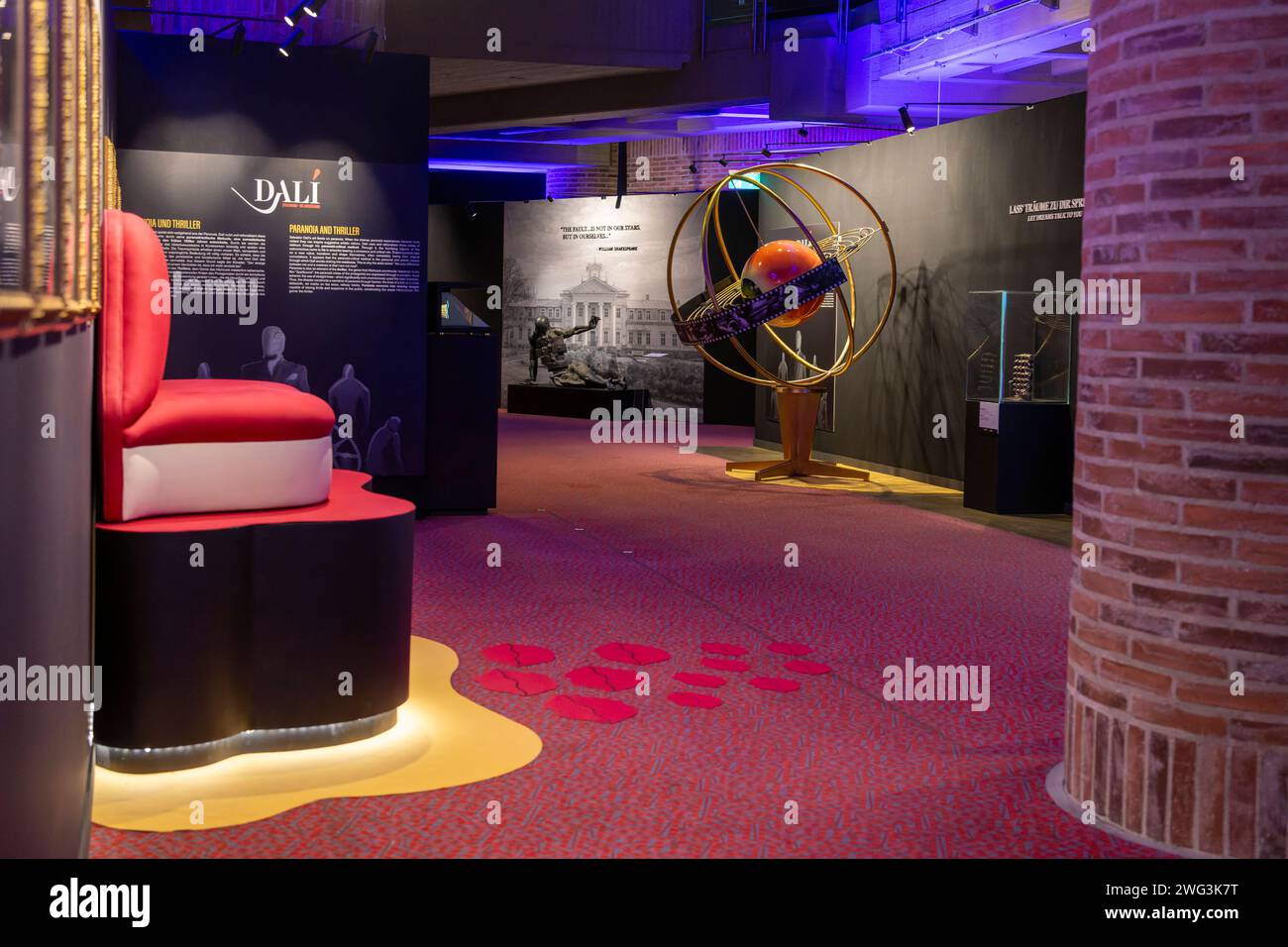 01.02.2024, München, Gasteig, Weltpremiere Dali: Spellbound - Die ...