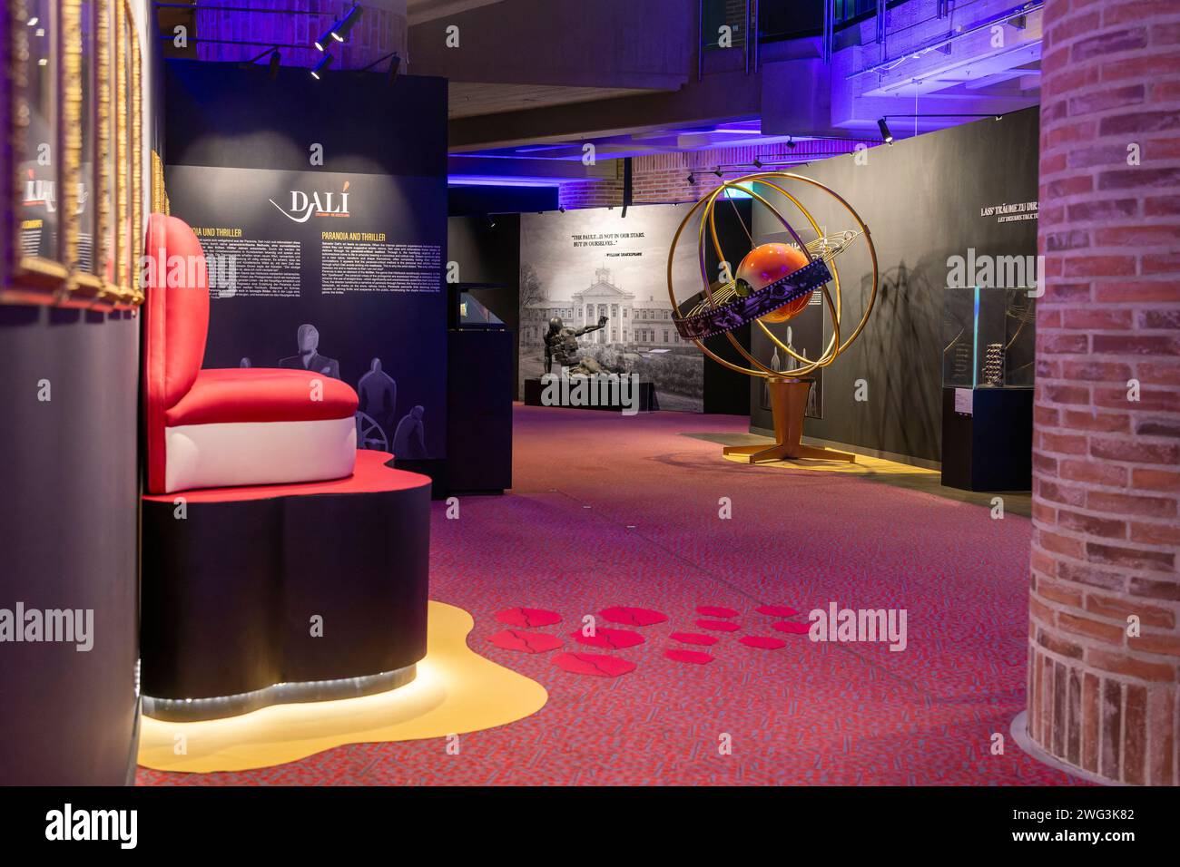 01.02.2024, München, Gasteig, Weltpremiere Dali: Spellbound - Die ...