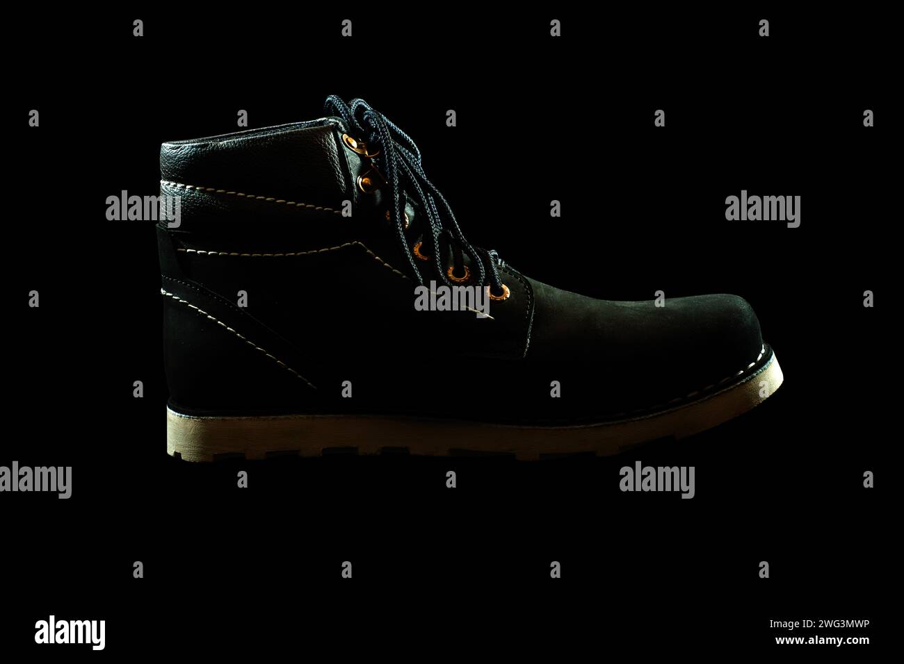Men's black semi-boots made of synthetic leather with a black ...