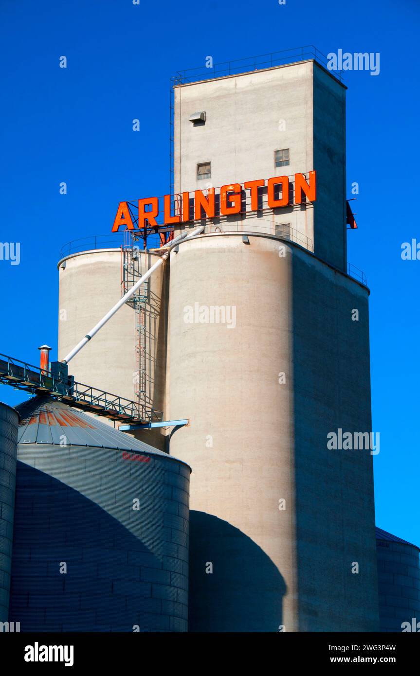 Grain elevator, Arlington Marina Park, Oregon Stock Photo - Alamy