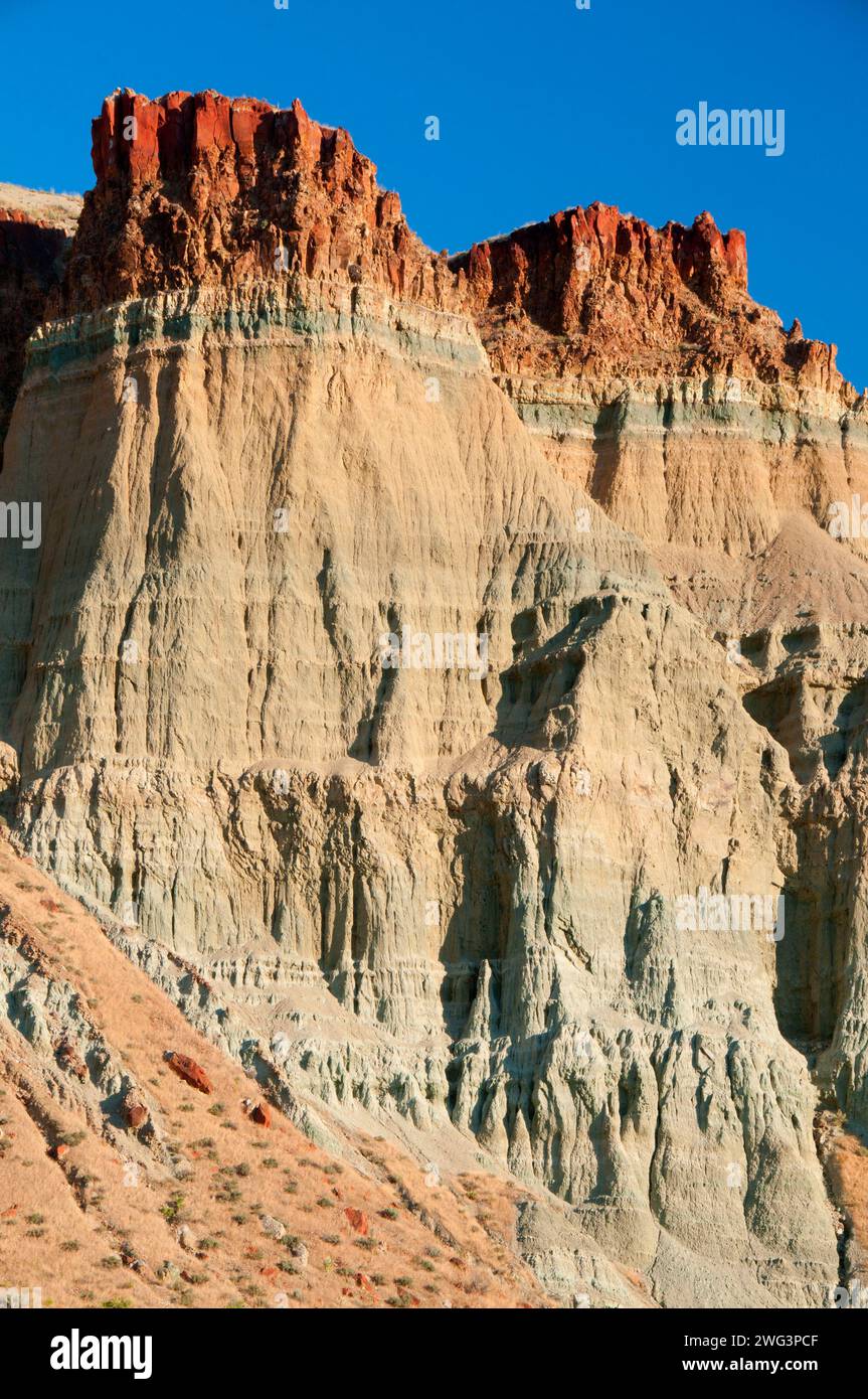 Cathedral Rock, John Day Fossil Beds National Monument-Sheep Rock Unit ...