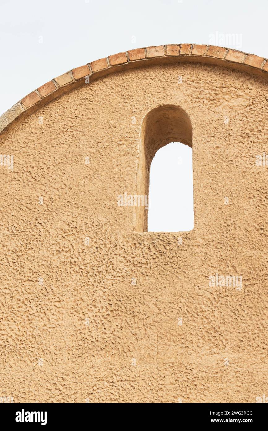 Elongated hi-res stock photography and images - Alamy