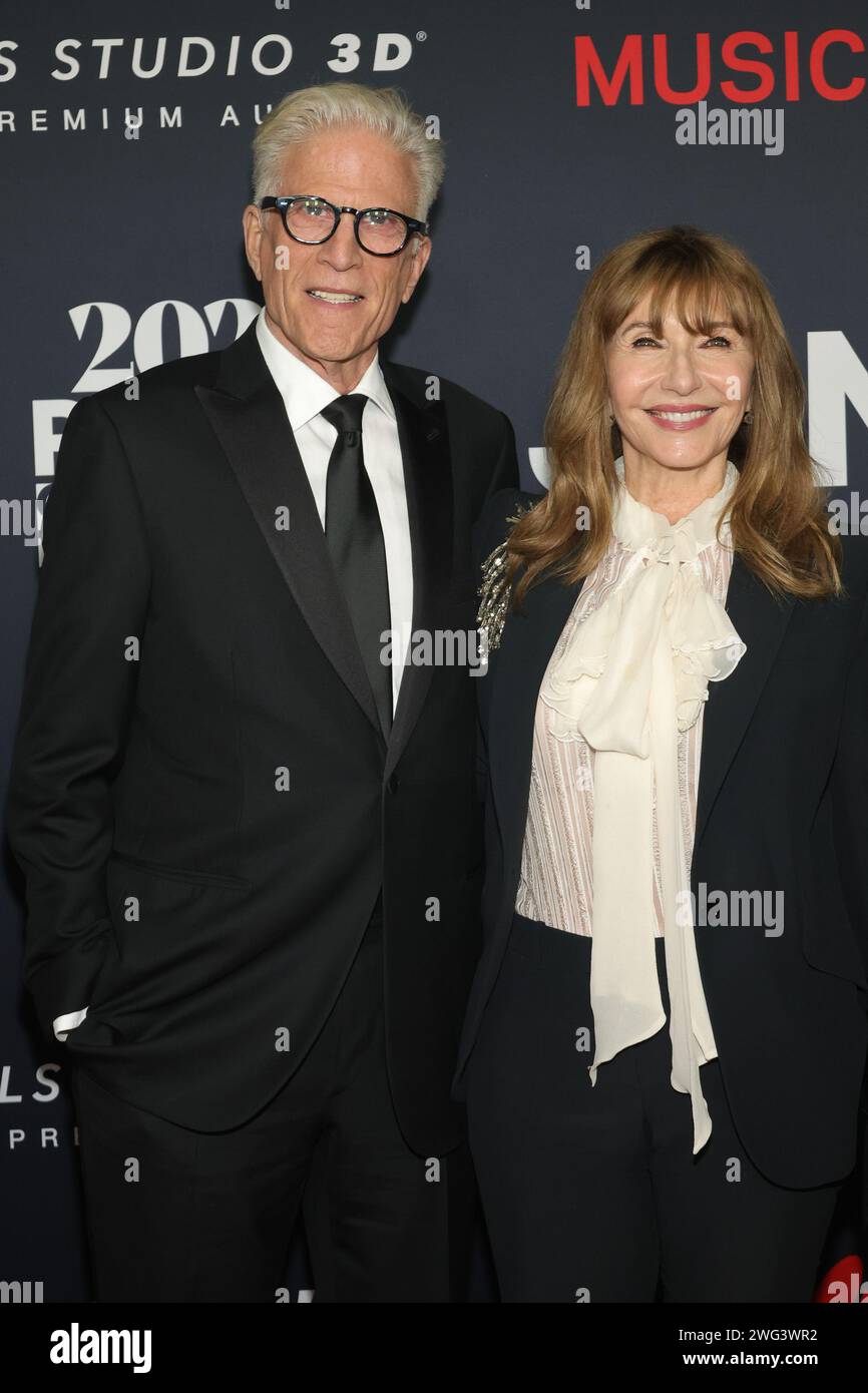 Los Angeles, Ca. 02nd Feb, 2024. Ted Danson and Mary Steenburgen at the ...