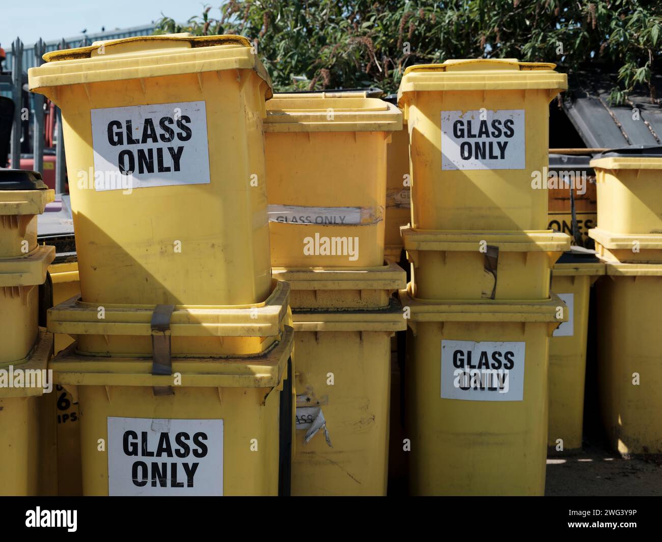 Bin labels hi-res stock photography and images - Alamy