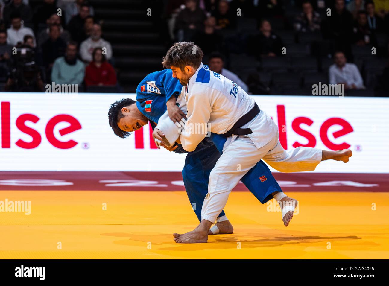 Cedric REVOL (FRA) against Sumiyabazar ENKHTAIVAN (MGL), Round of 32 ...