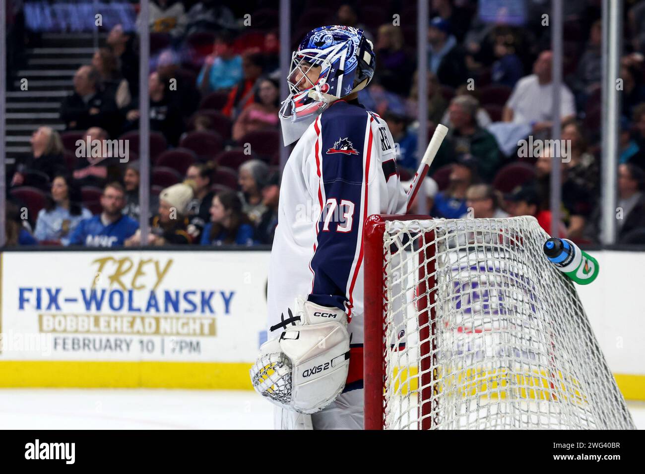 CLEVELAND, OH - FEBRUARY 02: Cleveland Monsters goalie Jet Greaves (73 ...