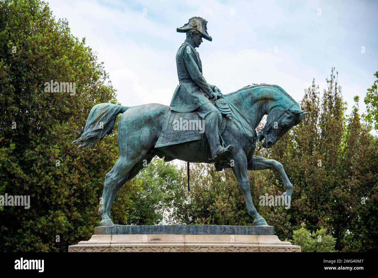 Equestrian statue of king carlo alberto monument in rome hi-res stock ...