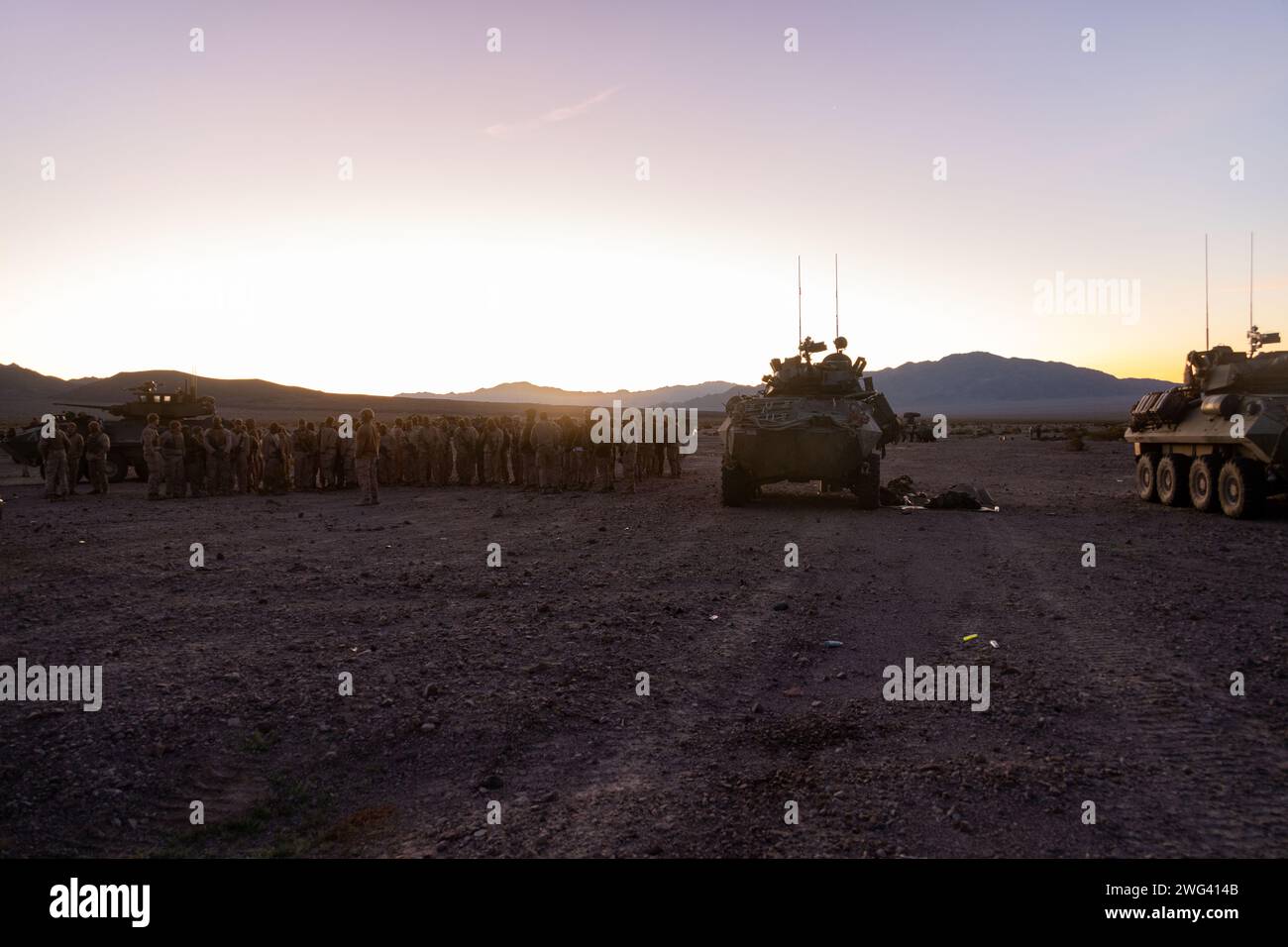 U.S. Marines with 3rd Light Armored Reconnaissance Battalion, 1st ...