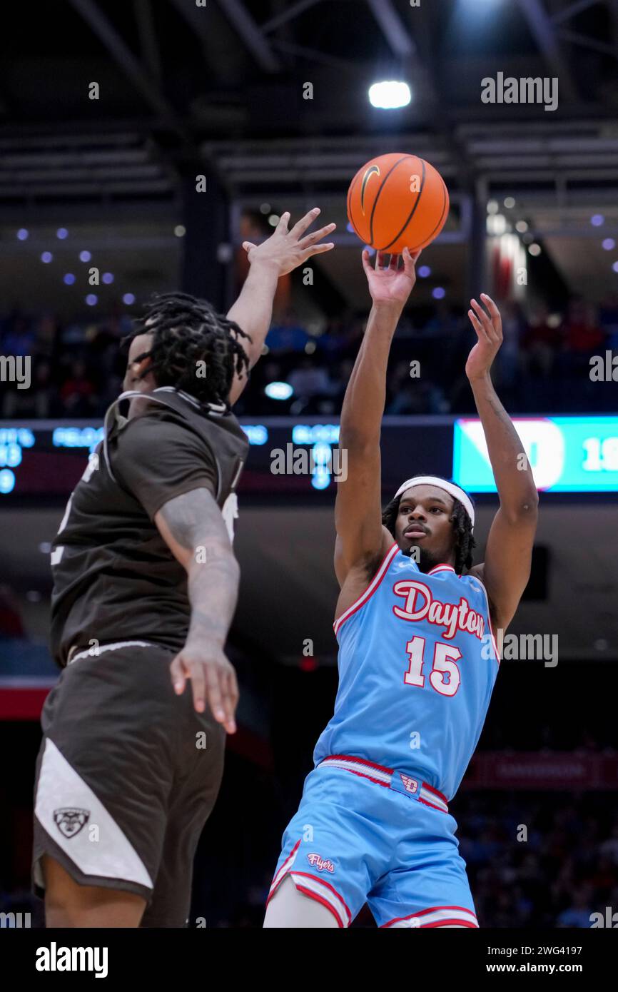 Dayton forward DaRon Holmes II (15) shoots against St. Bonaventure ...