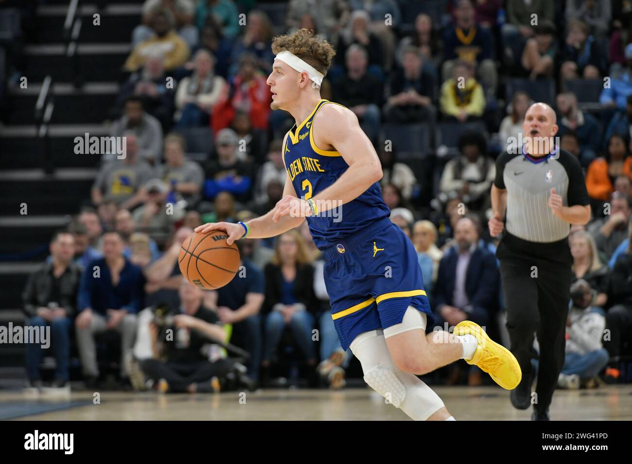 Golden State Warriors guard Brandin Podziemski (2) plays in the second ...