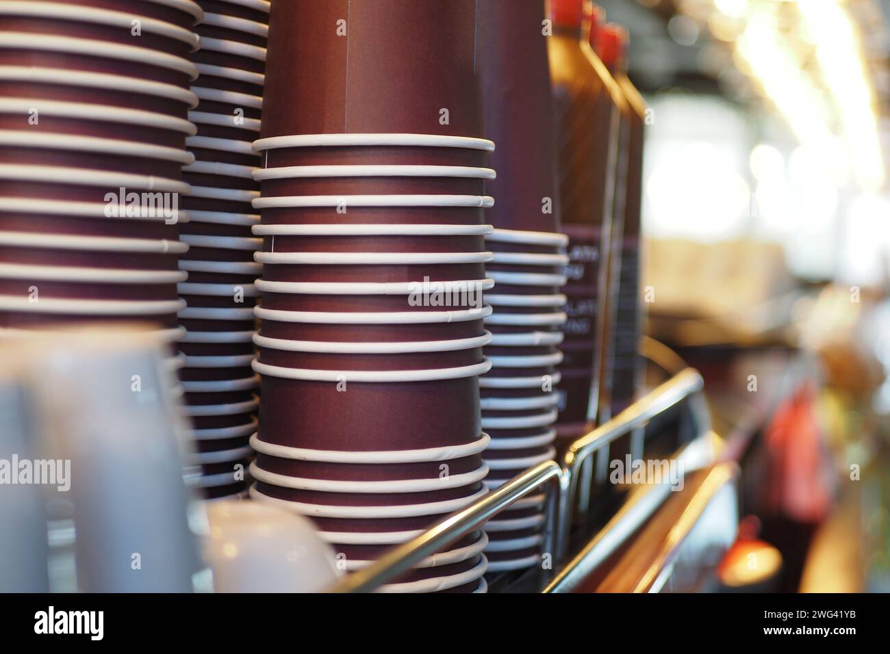 Lots disposable cups coffee hi-res stock photography and images - Alamy