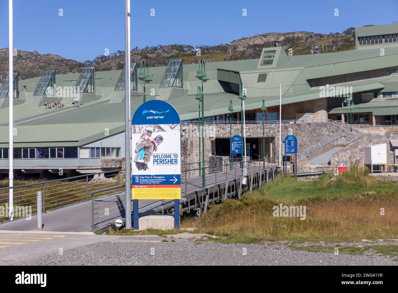 Perisher village hi-res stock photography and images - Alamy