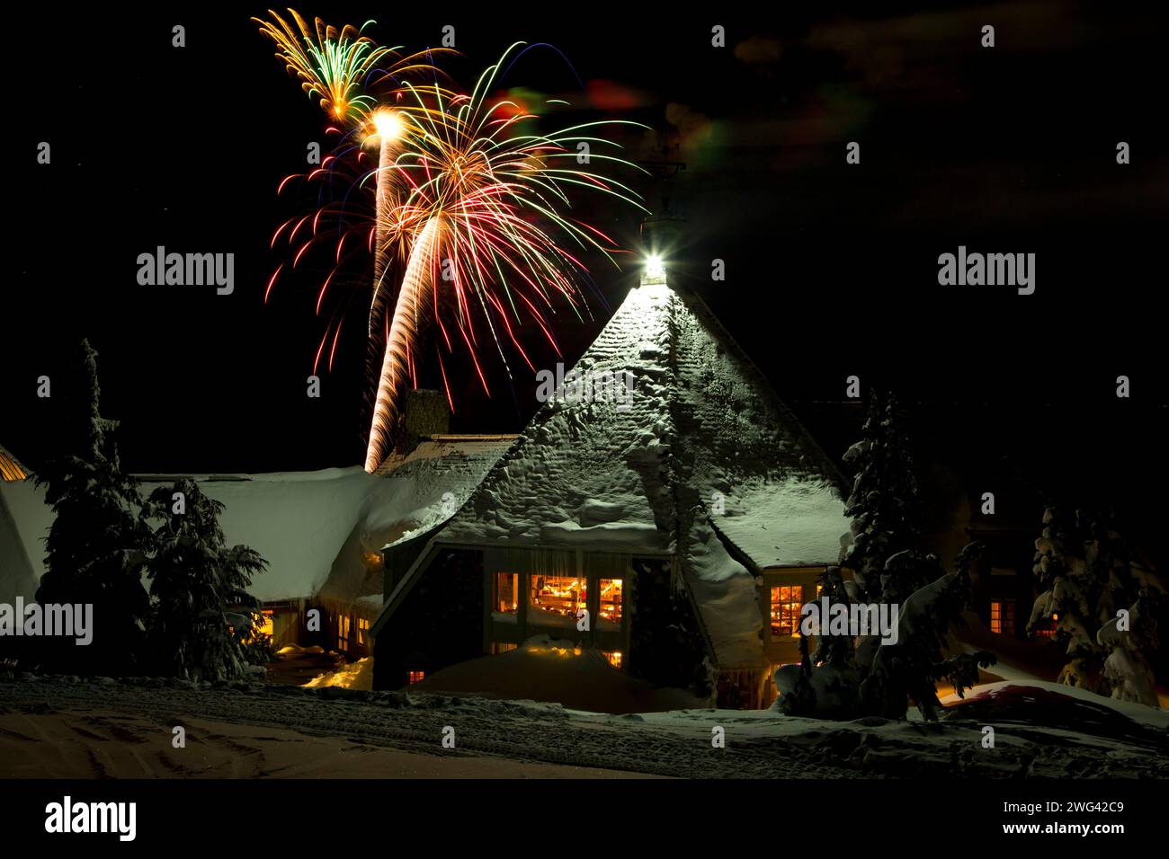 Fireworks above Timberline Lodge, Mt Hood National Forest, Oregon Stock ...