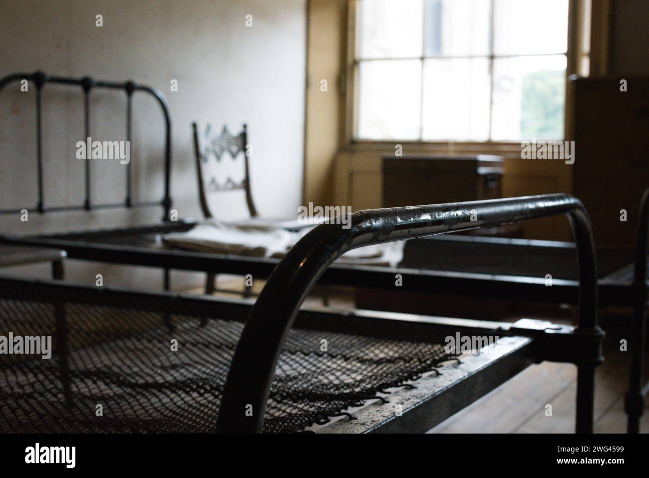 Empty dormitory hi-res stock photography and images - Alamy