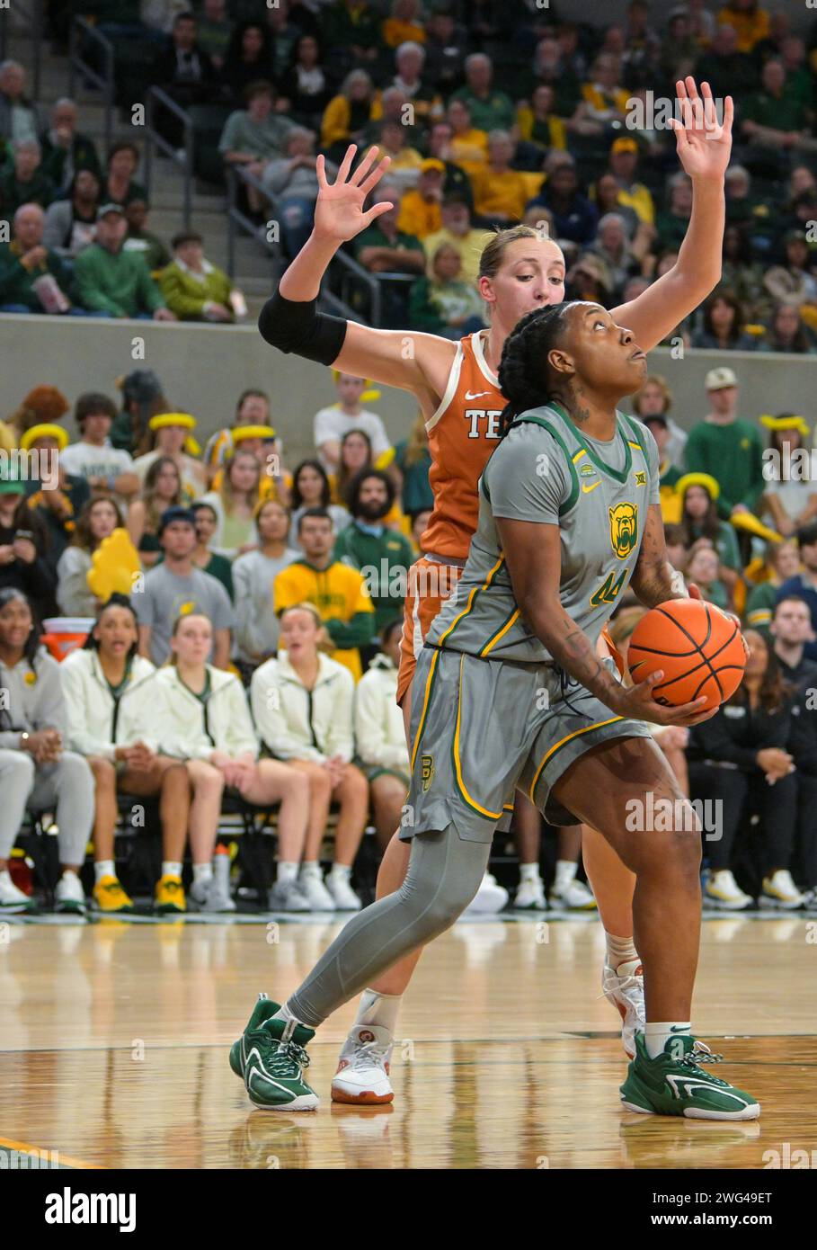 February 1 2024: Baylor Lady Bears forward Dre'Una Edwards (44) shoots ...