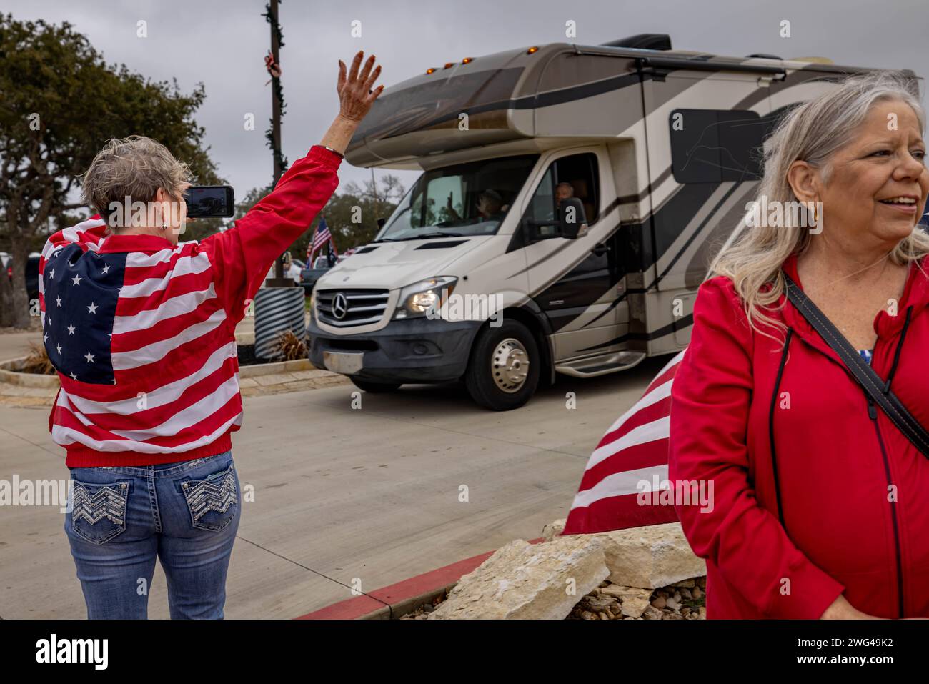 Convoy leaves hi-res stock photography and images - Alamy