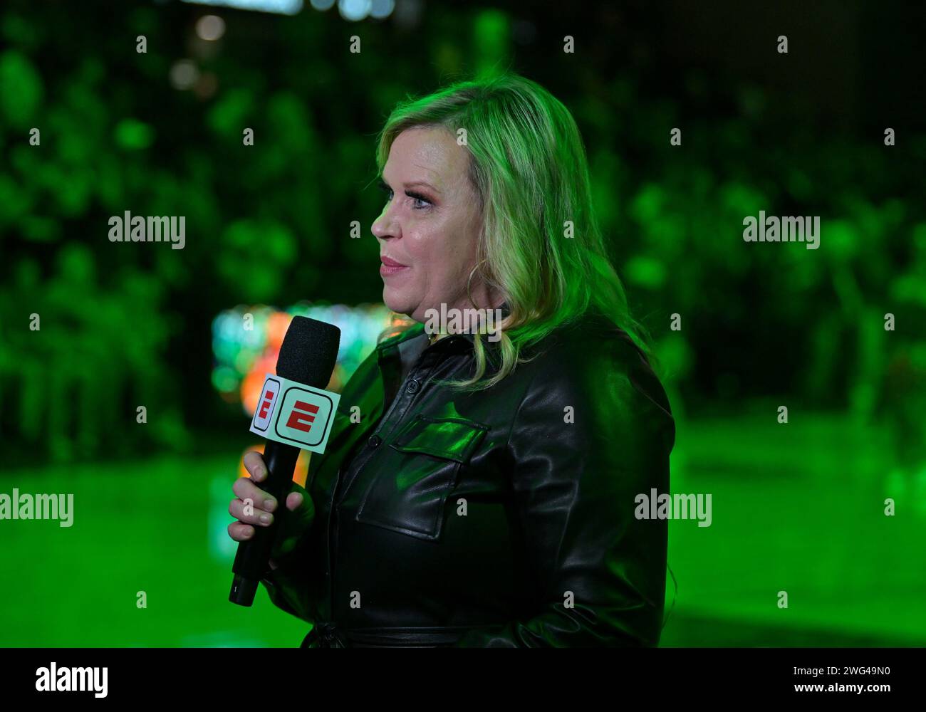 February 1 2024: ESPN reporter Holly Rowe before the NCAA Basketball ...