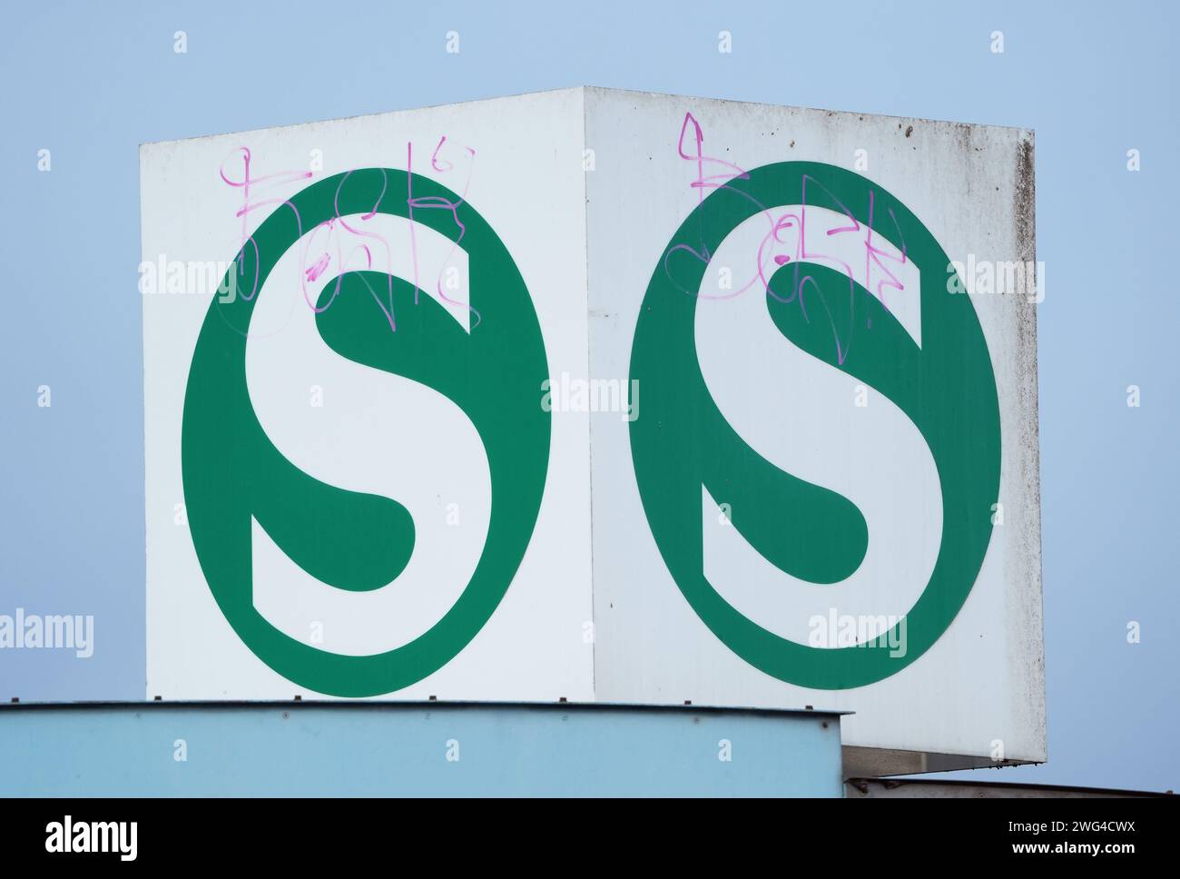02 February 2024, Berlin: The Berlin S-Bahn logo at Heinersdorf station ...
