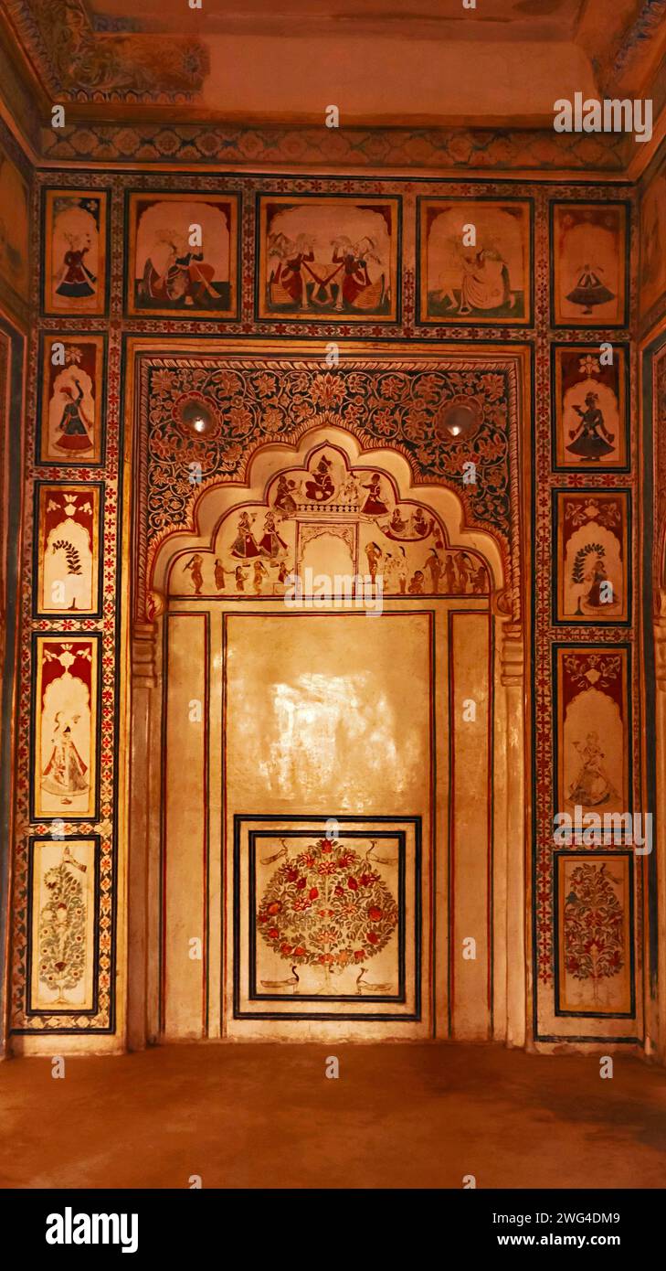 Paintings inside the Deewan E Khas, Nagaur Fort or Ahhichatragarh Fort ...