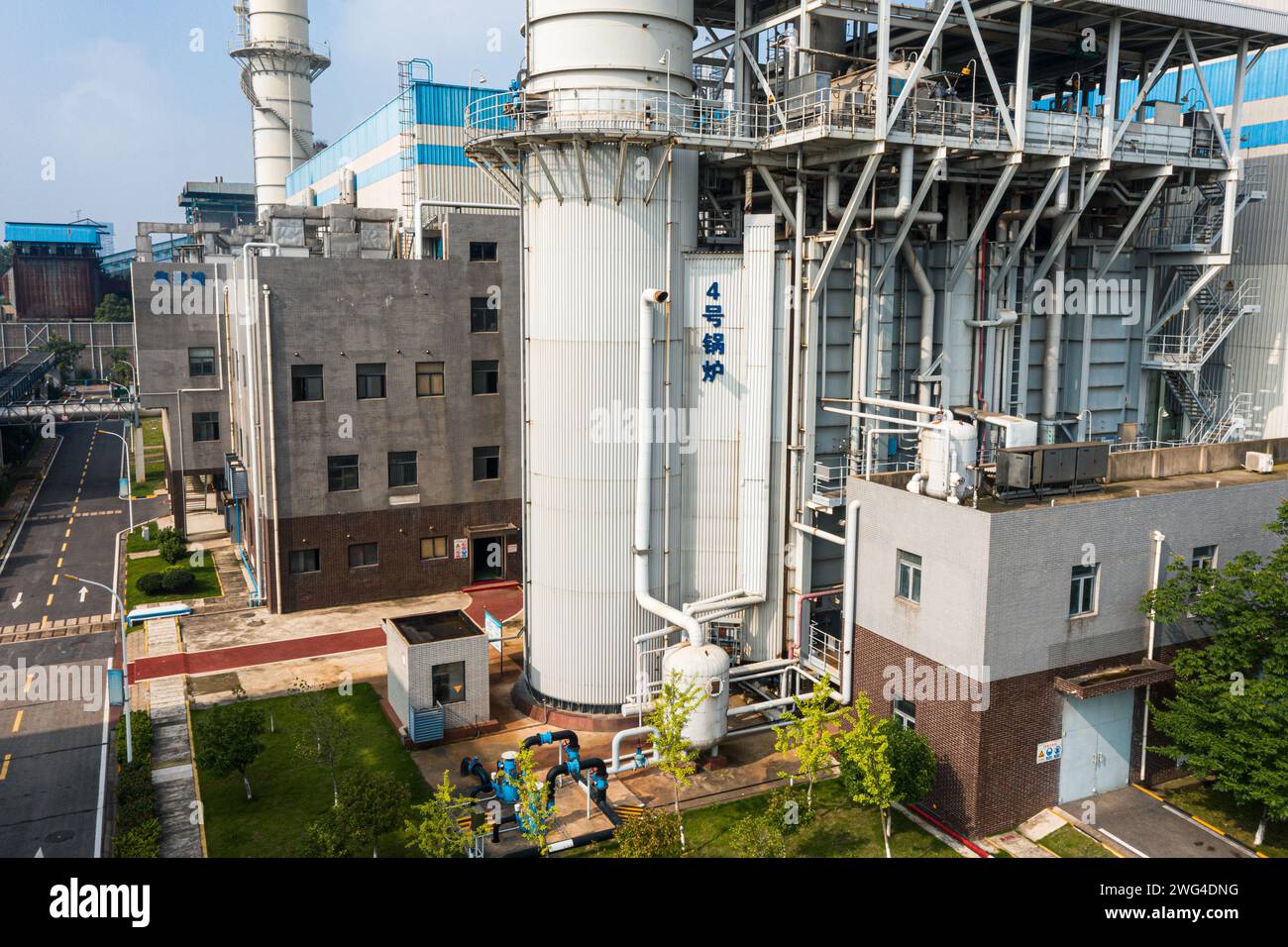 China factory assembly line hi-res stock photography and images - Alamy