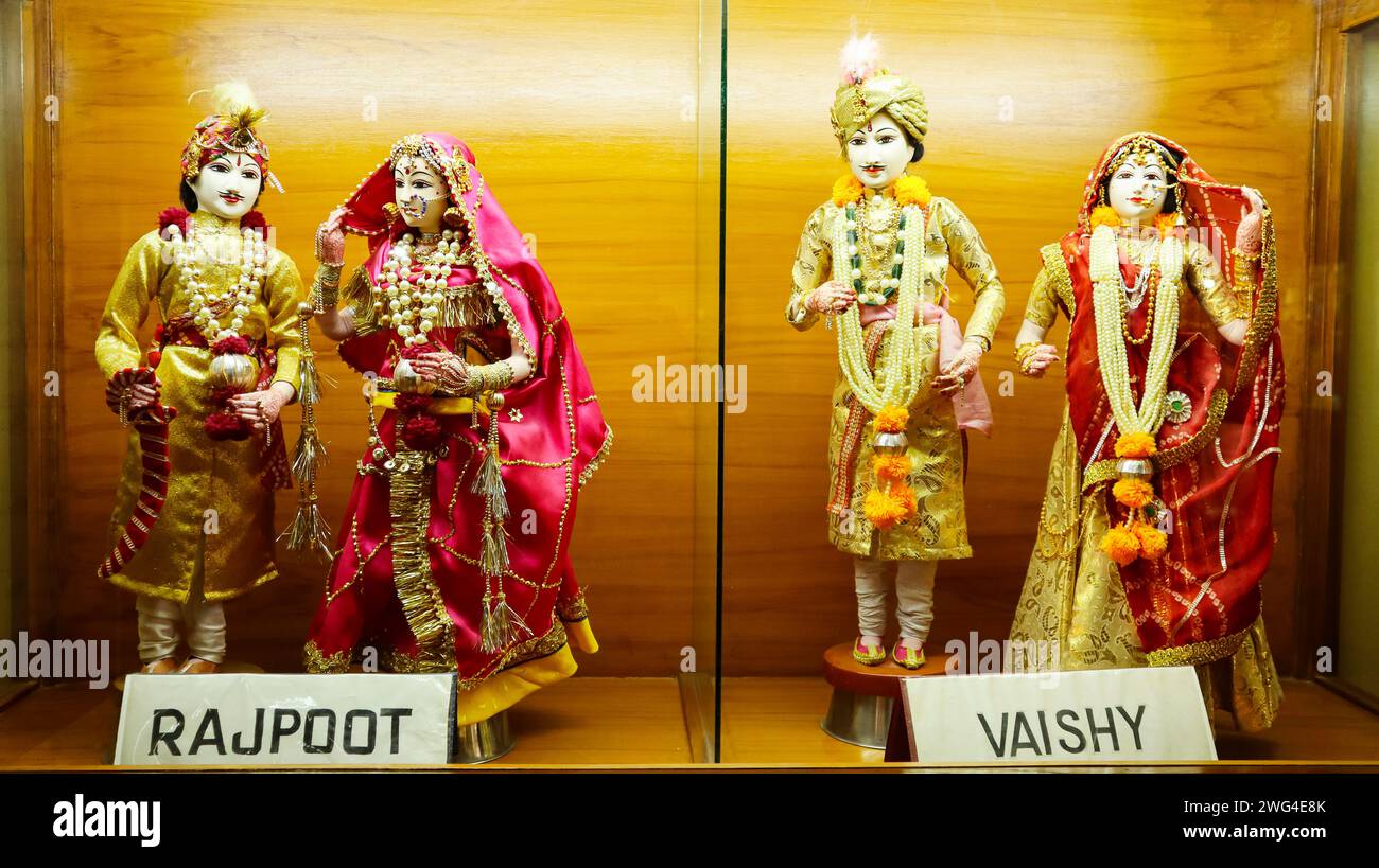 Bridal Costume of Rajput and Vaishy, Dr. Ramnath Podar Haveli Museum ...