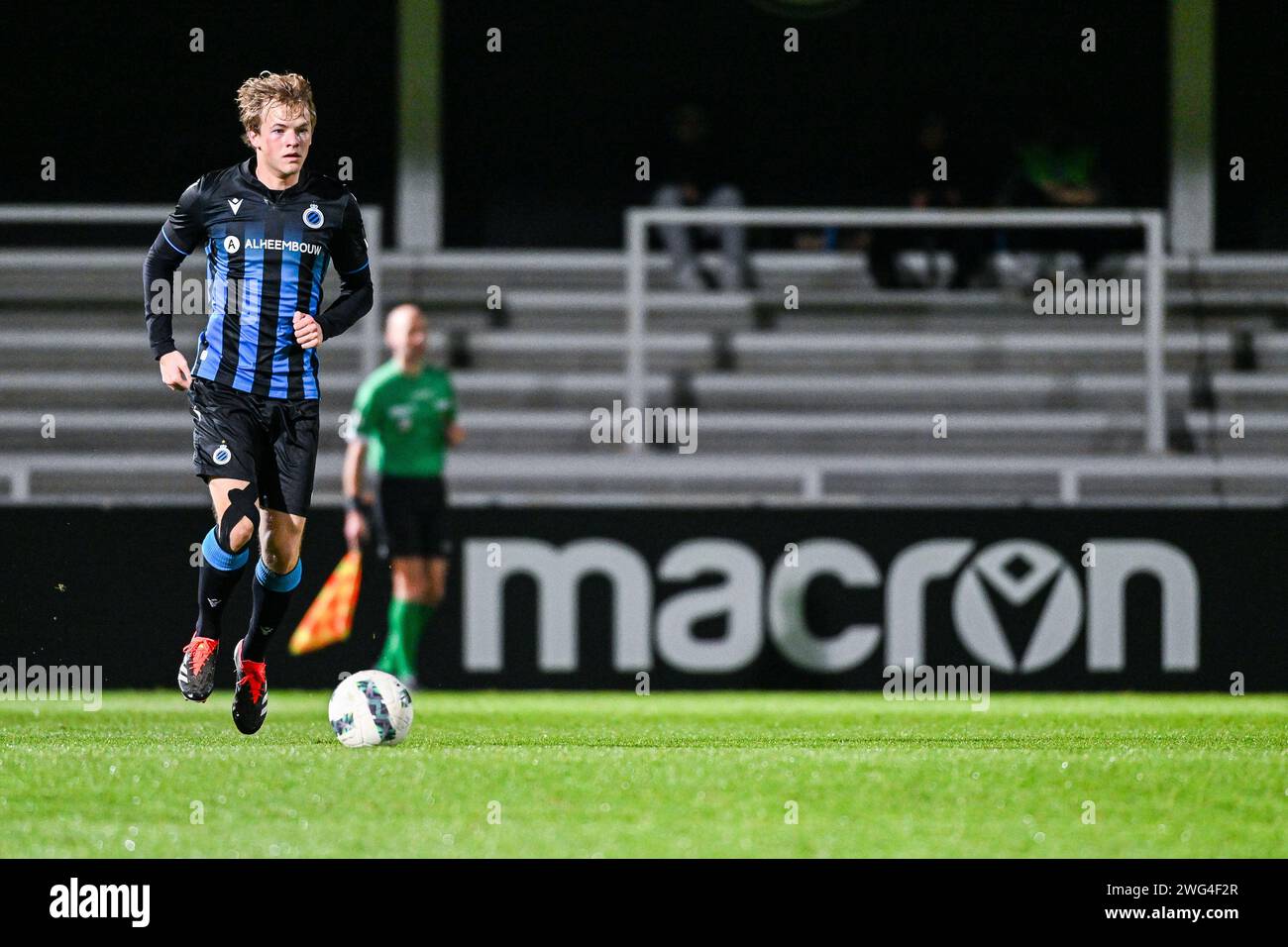 Club nxt hi-res stock photography and images - Alamy