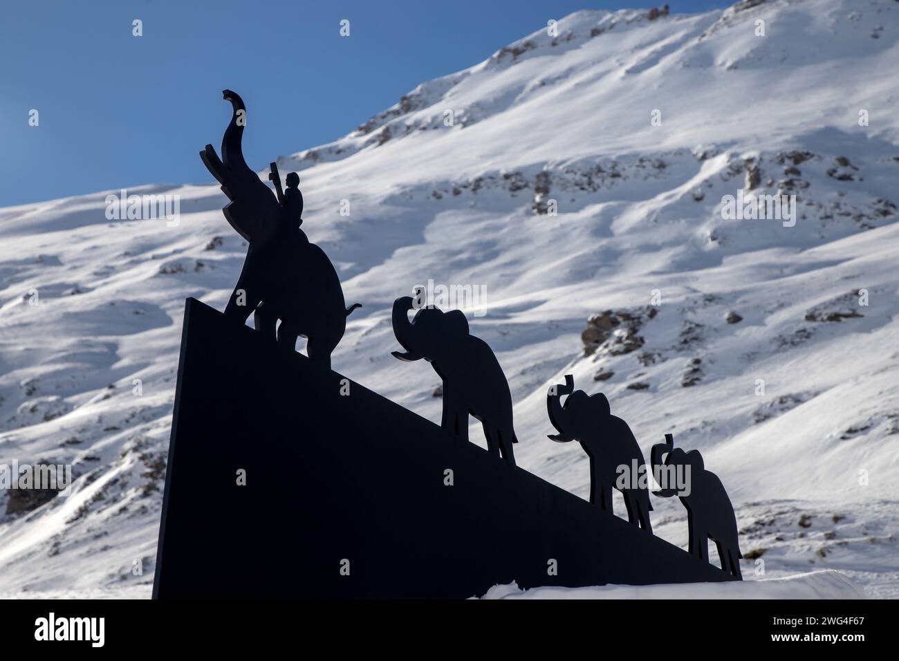 Hannibal elephants alpes hi-res stock photography and images - Alamy