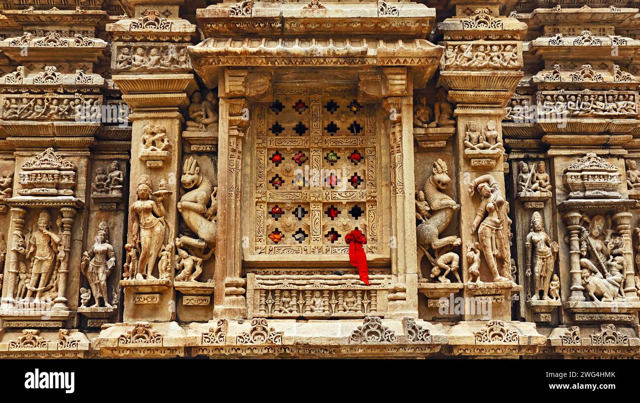 Carvings of Hindu deities on the Ambika Mata Temple, Jagat, Udaipur ...