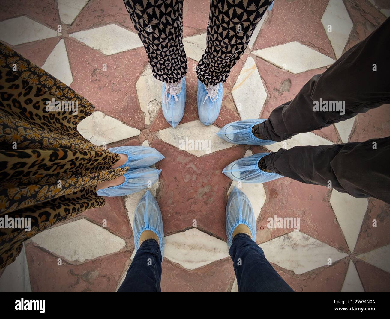 Local shrines hi-res stock photography and images - Alamy