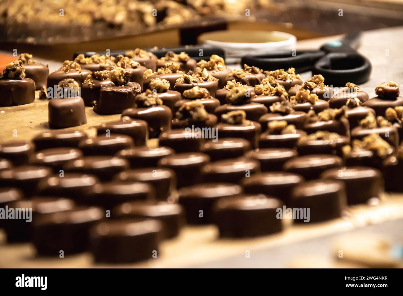 Praline creations hi-res stock photography and images - Alamy
