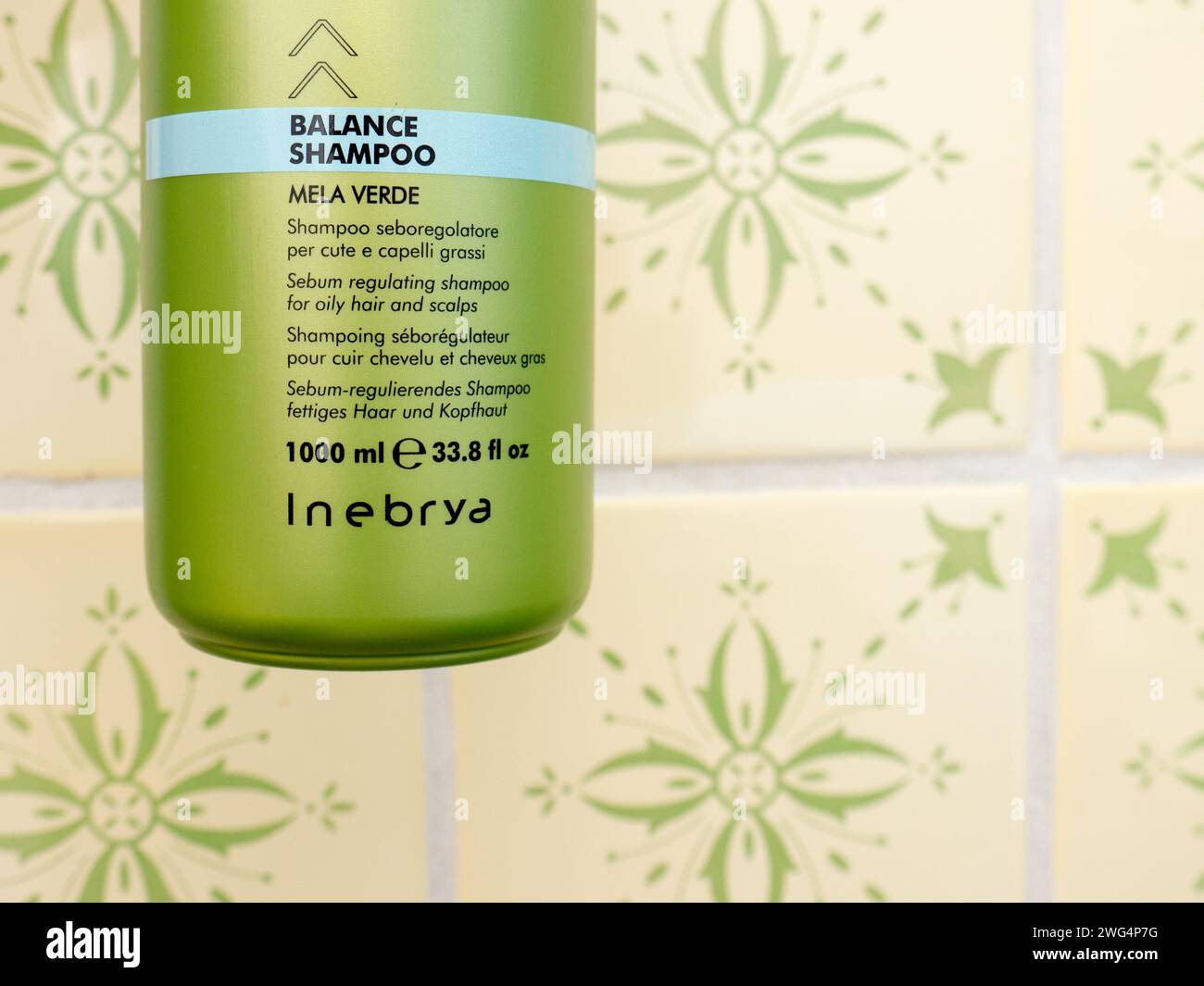 Italian shampoo hi-res stock photography and images - Alamy