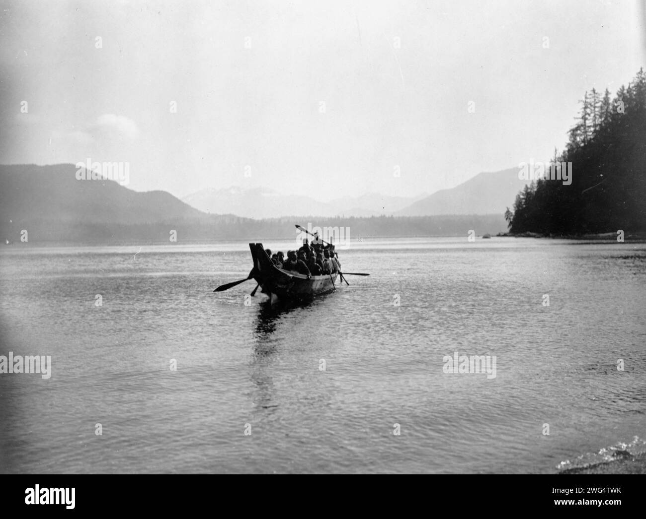 Indian chief canoe hi-res stock photography and images - Alamy